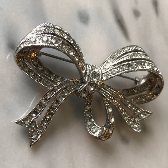 Jewelry | Pin | Poshmark